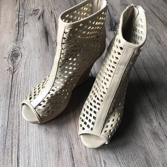 BAMBOO | Shoes | Bamboo Wedge Sandals | Poshmark